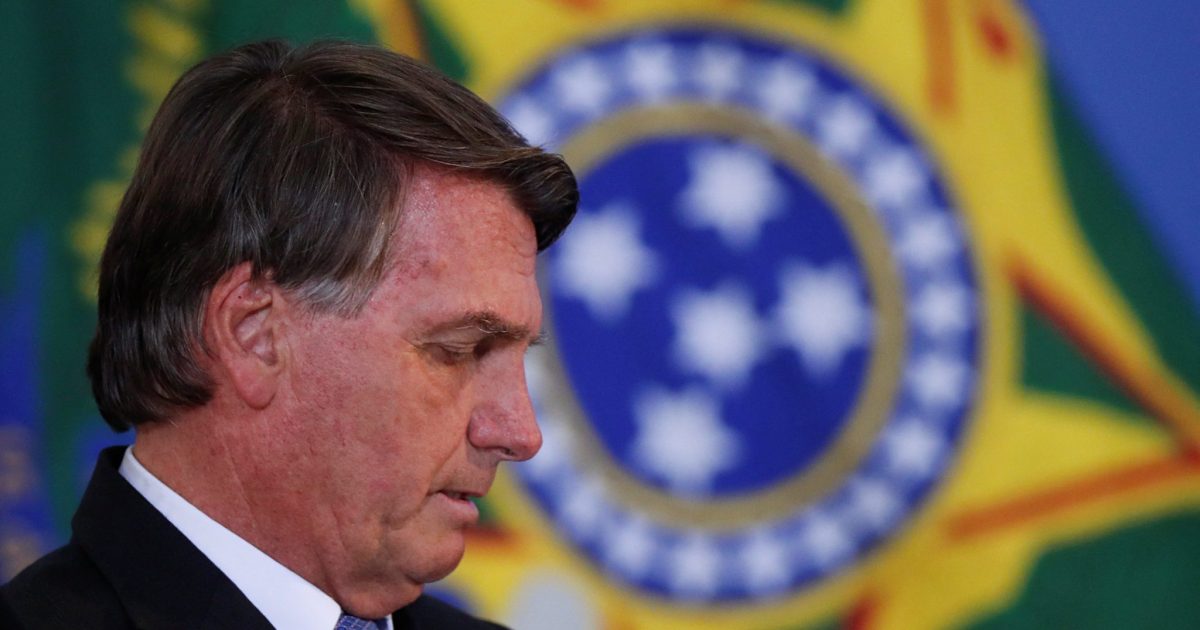 Viagra: Bolsonaro defende compra de remédio pelas Forças Armadas