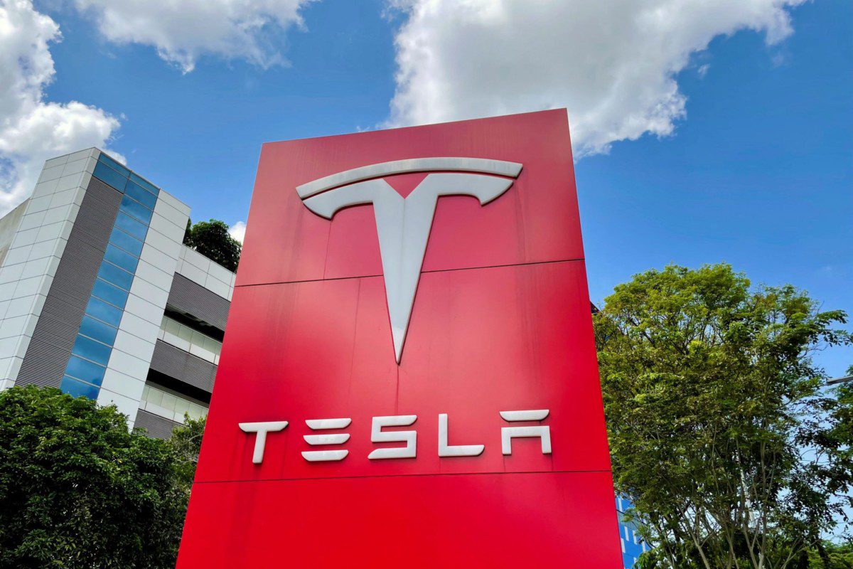 Tesla prepara entrada no Chile e deve chegar ao Brasil em breve ...