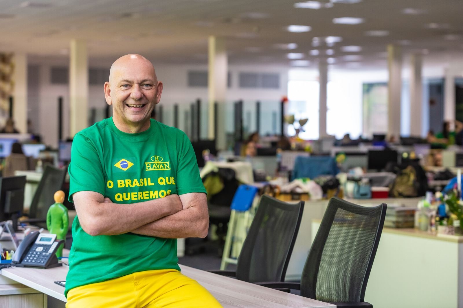 Luciano Hang: a história e fortuna do dono e "véio da Havan"