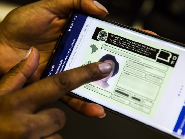 Avalista: o que é e diferença para fiador