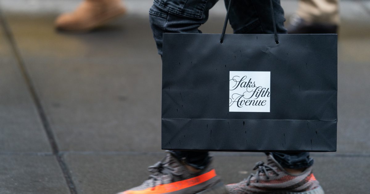 Chanel, Kering e LVMH são credores da Saks e têm US$ 225 milhões a ...